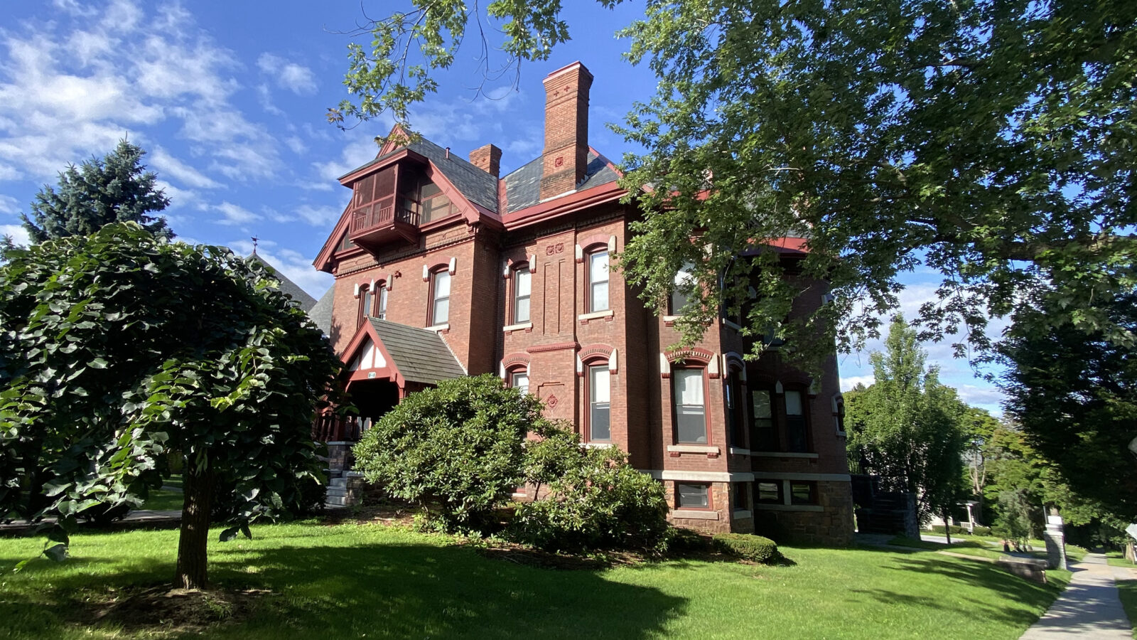 First-Year Housing | Champlain College, Burlington, Vermont