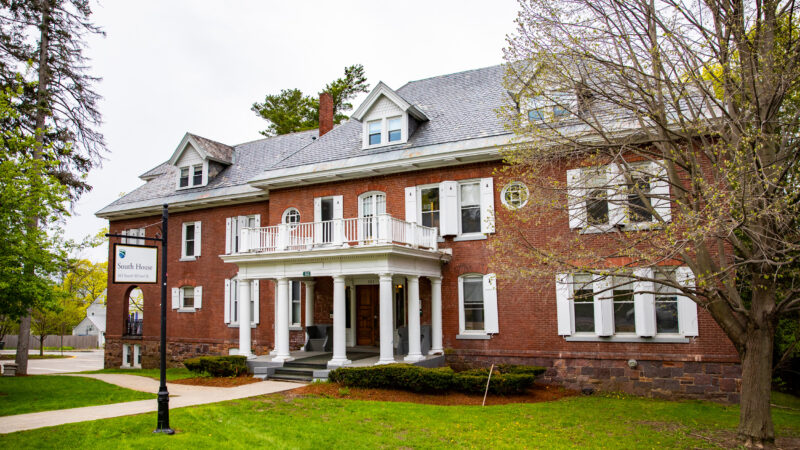 Upper-Year Housing | Champlain College, Burlington, Vermont